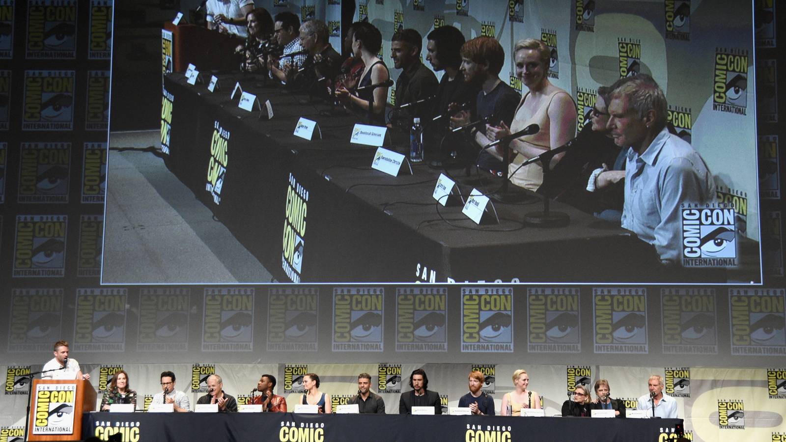Star Wars 7 Comic-Con Interviews & Panel Highlights