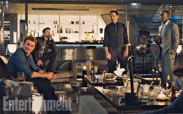 Avengers 2 Photo Shows Off a Redesigned Hawkeye Suit