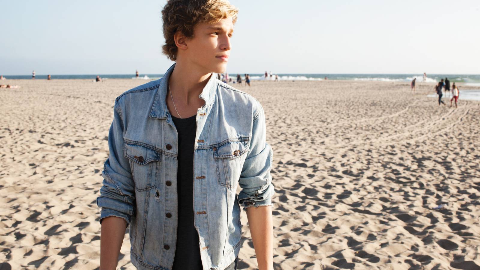 Cody Simpson Talks Hop Blu-ray [Exclusive]