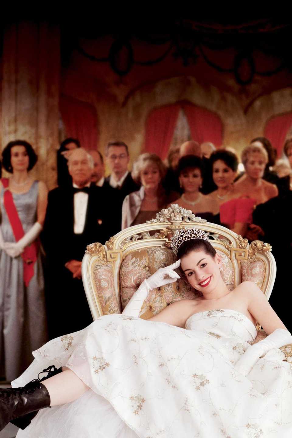 Anne Hathaway Confirms The Princess Diaries 3 Return