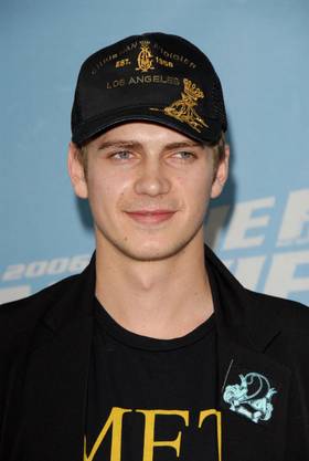 Hayden Christensen Recalls When Robert De Niro Dropped by the Set of ...