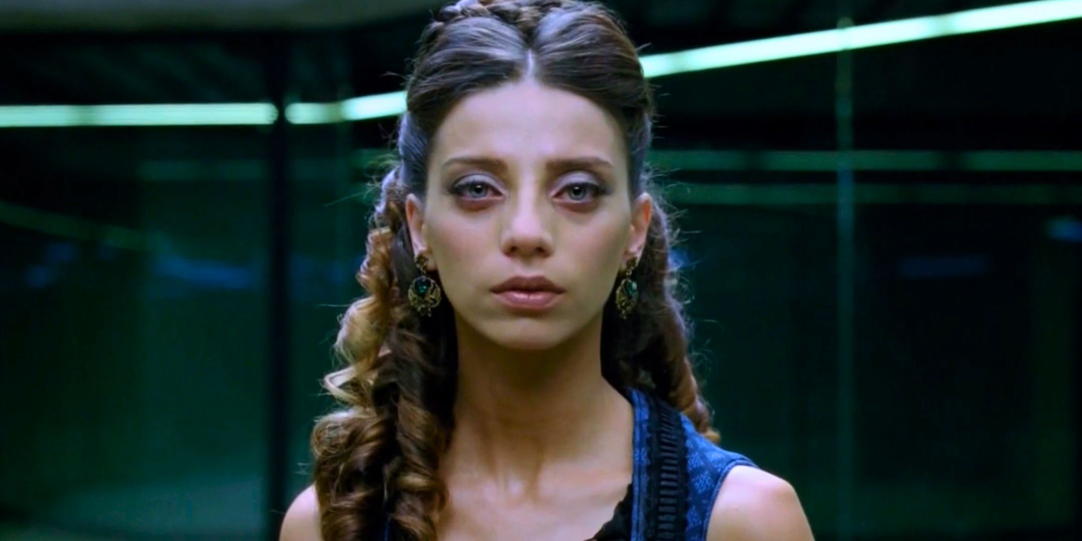 10 Best Non-Linear TV Shows That Require Your Full Attention